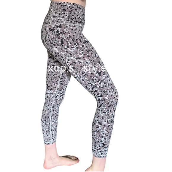 Athleta | Pants & Jumpsuits | Athleta Elation Textured 78 Legging Pixel ...